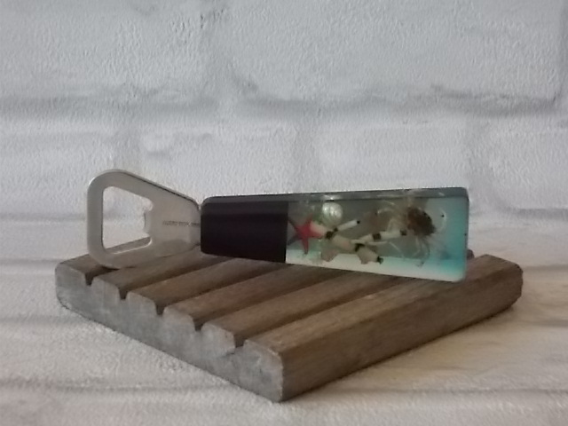 Décapsuleur « Coquillages » en résine de Acero - VINT' UP et REC' UP